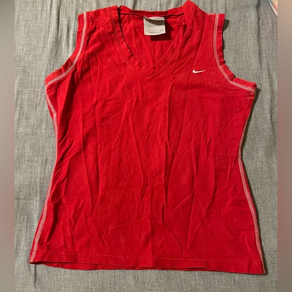 Nike | Tops | Nike Small Red Workout Tops | Poshmark